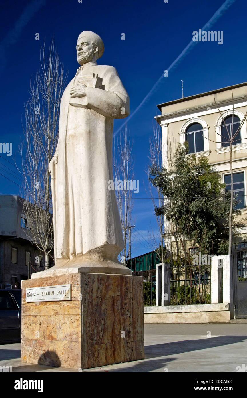 Muslim leader Statue, Tirana, Albania Stock Photo - Alamy