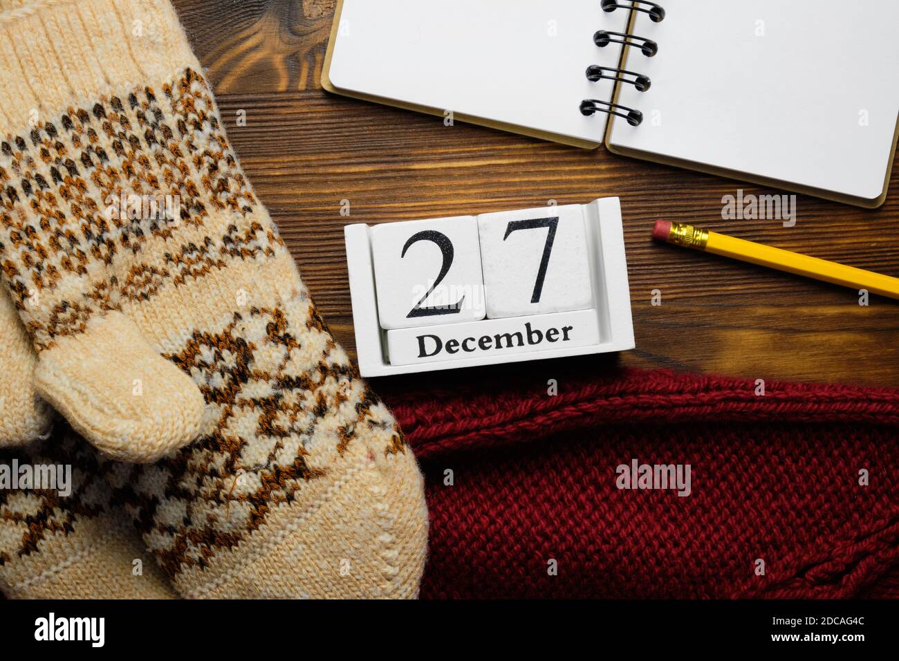 twenty seventh day of winter month calendar december Stock Photo - Alamy