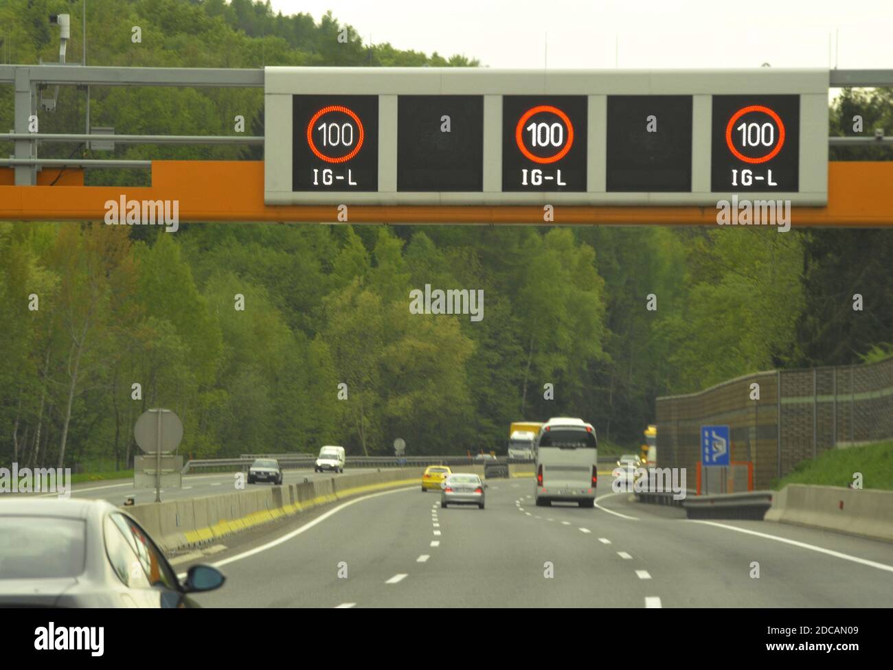 Dust pollution reduction hi-res stock photography and images - Alamy