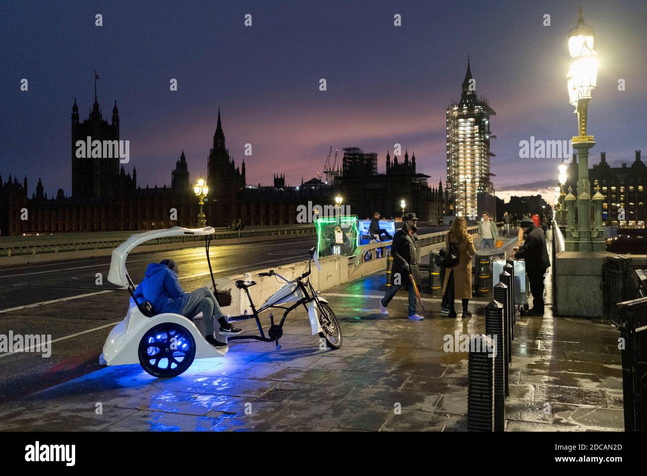 Modified motors hi-res stock photography and images - Alamy