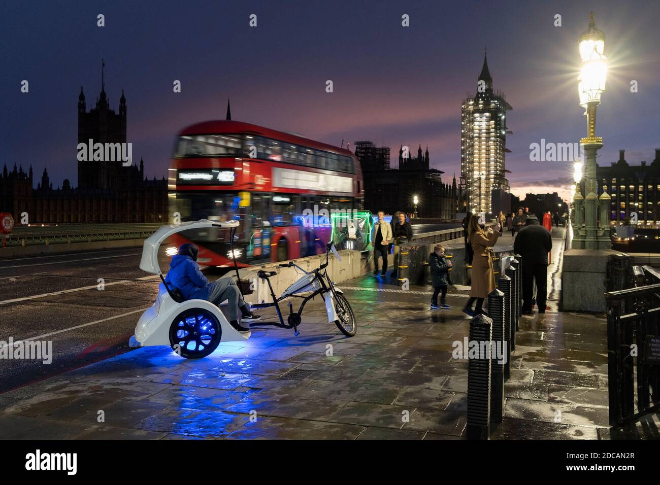 Modified motors hi-res stock photography and images - Alamy