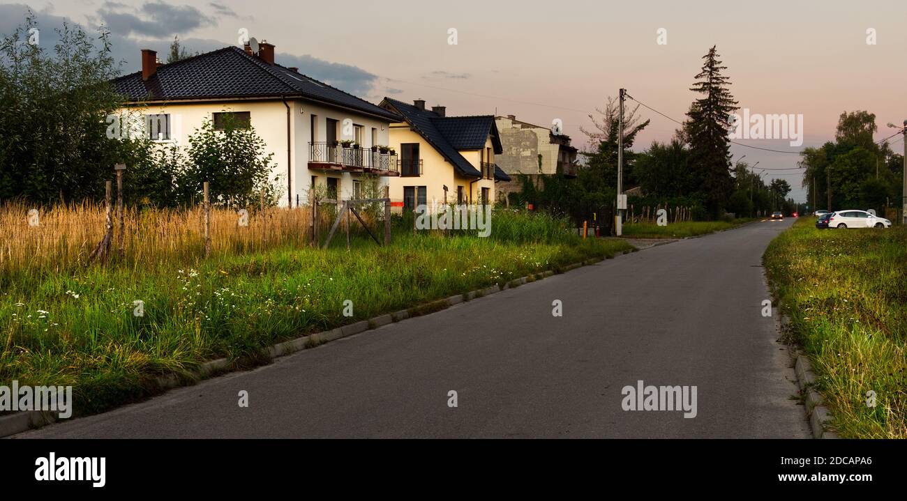 Summer suburbia hi-res stock photography and images - Alamy
