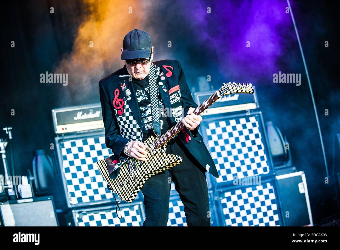Robin zander of cheap trick hi-res stock photography and images - Alamy