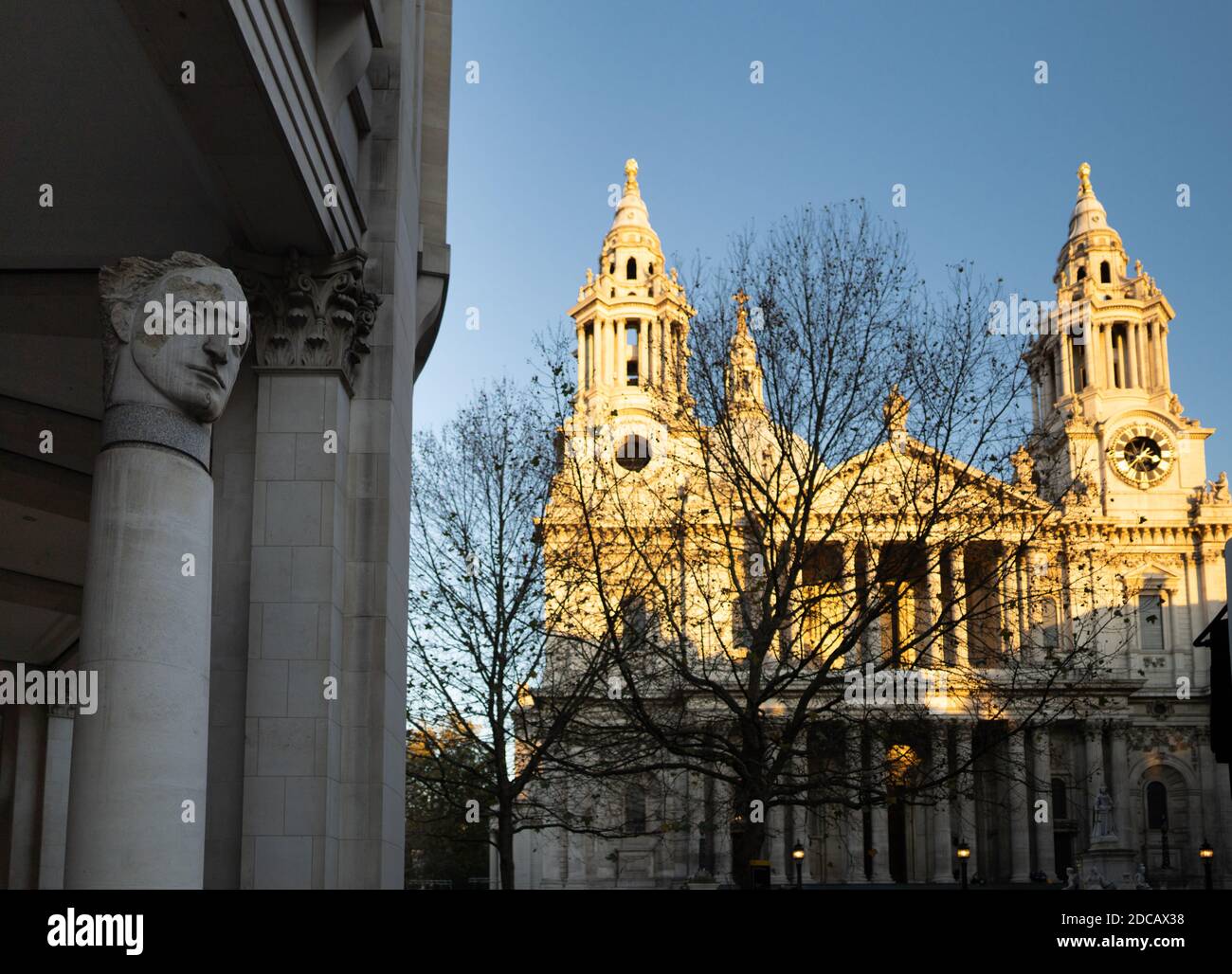 St Paul's Cathedral, Juxon House Stock Photo - Alamy
