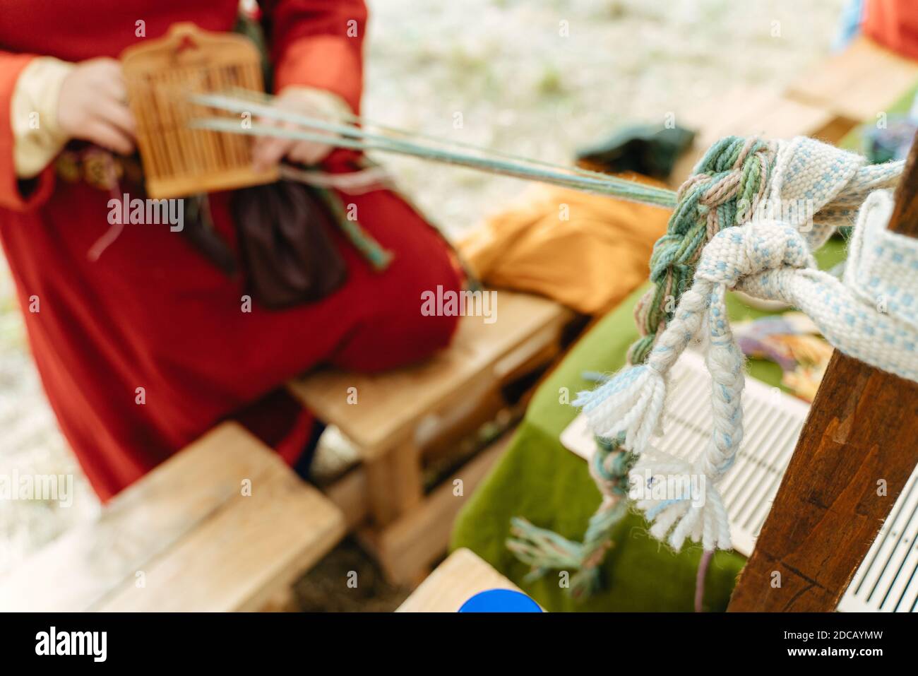 Traditional dress craft hi-res stock photography and images - Alamy