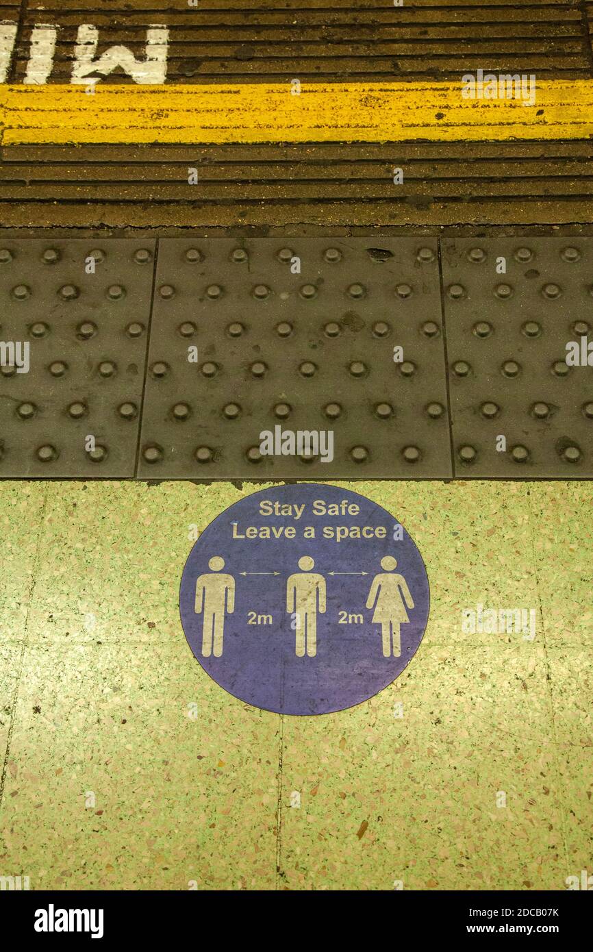 Stay safe leave a space hi-res stock photography and images - Alamy