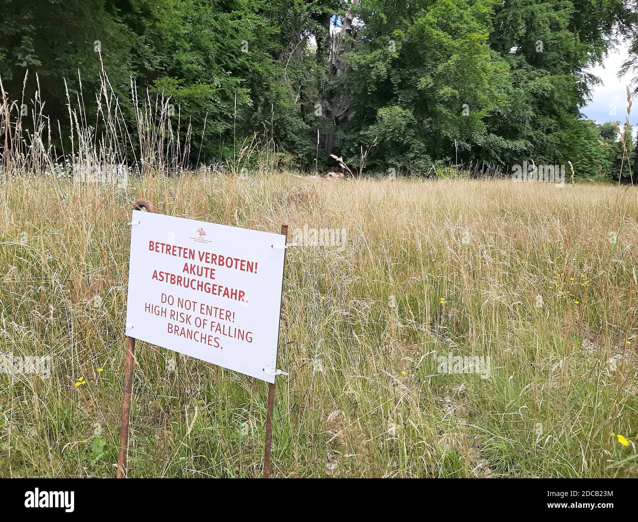 Wind Warning Sign High Resolution Stock Photography and Images - Alamy