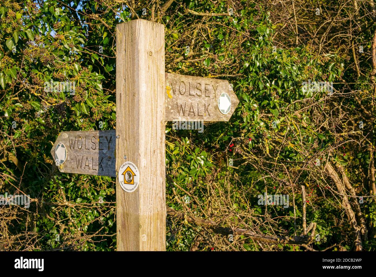Public right of way route hi-res stock photography and images - Alamy