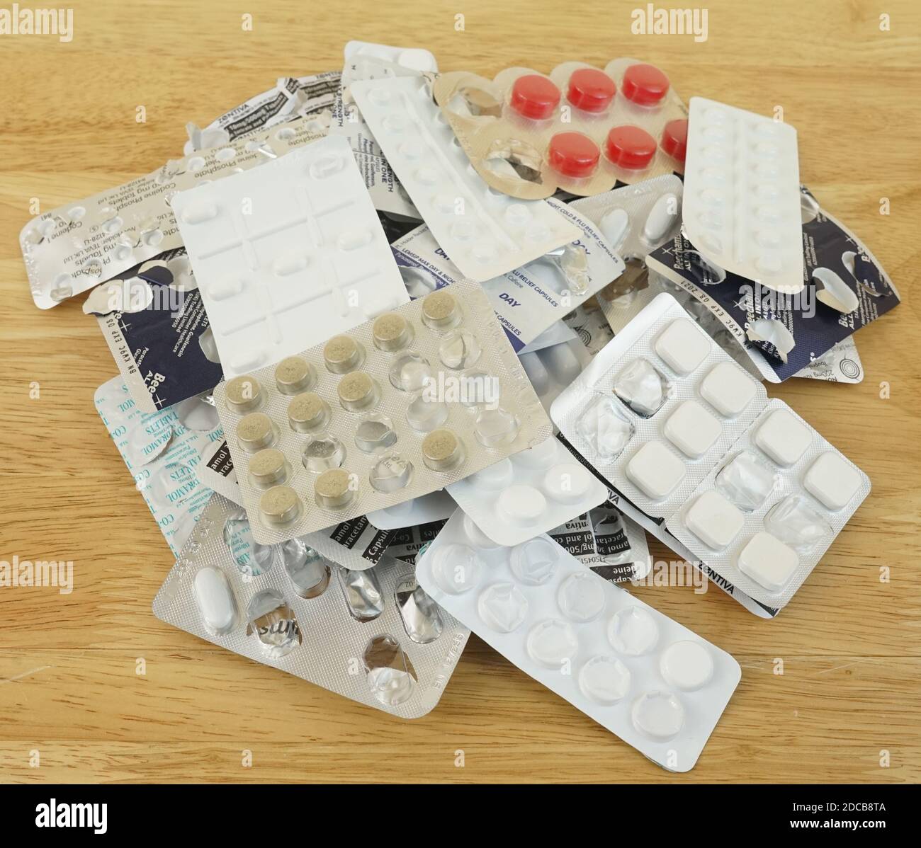 Large pile of prescribed medication tablets Stock Photo - Alamy
