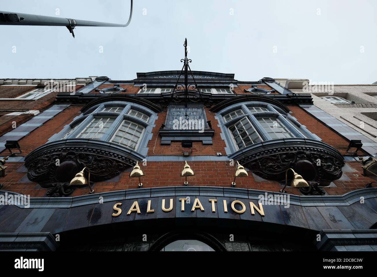 Pub salutation hi-res stock photography and images - Alamy