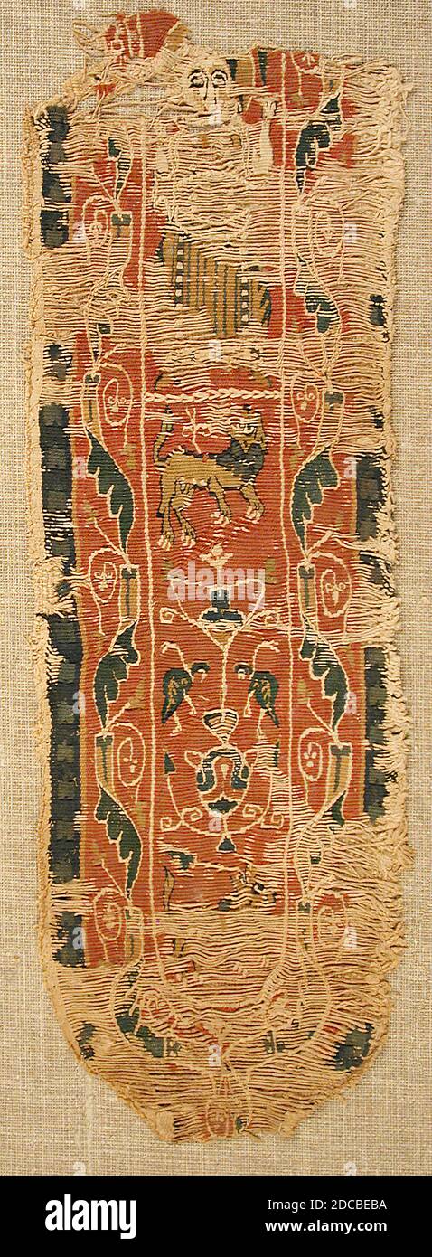Byzantine textiles hi-res stock photography and images - Alamy