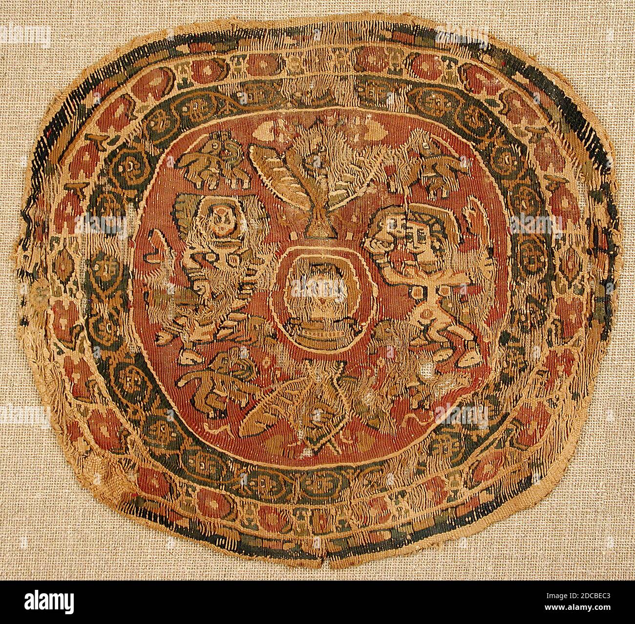 Byzantine textiles hi-res stock photography and images - Alamy