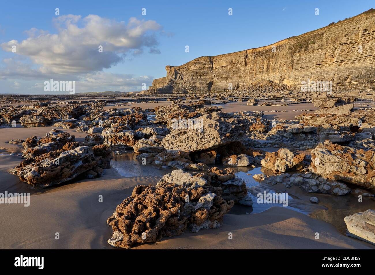 Monknash beach hi-res stock photography and images - Alamy