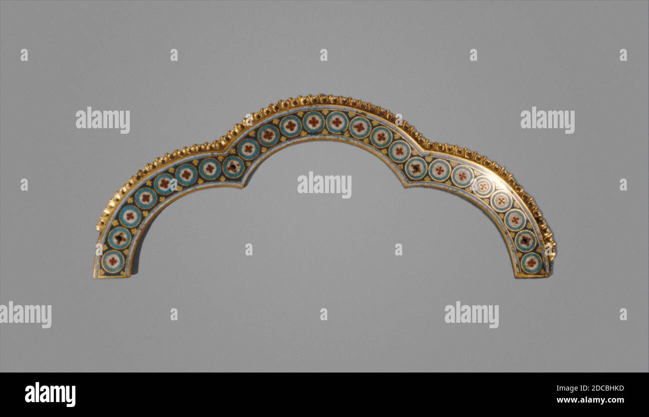 Tri lobed arch hi-res stock photography and images - Alamy