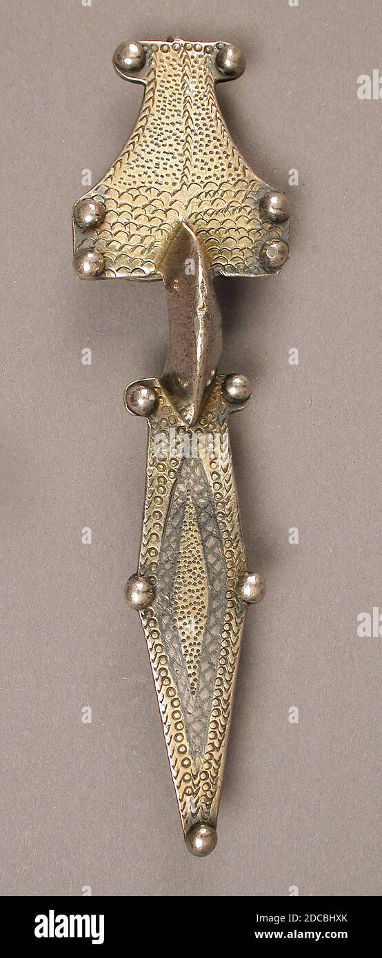 Bow Brooch, Germanic, 5th-7th century Stock Photo - Alamy