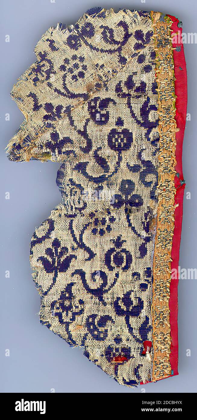 Medieval textile 16th century hi-res stock photography and images - Alamy