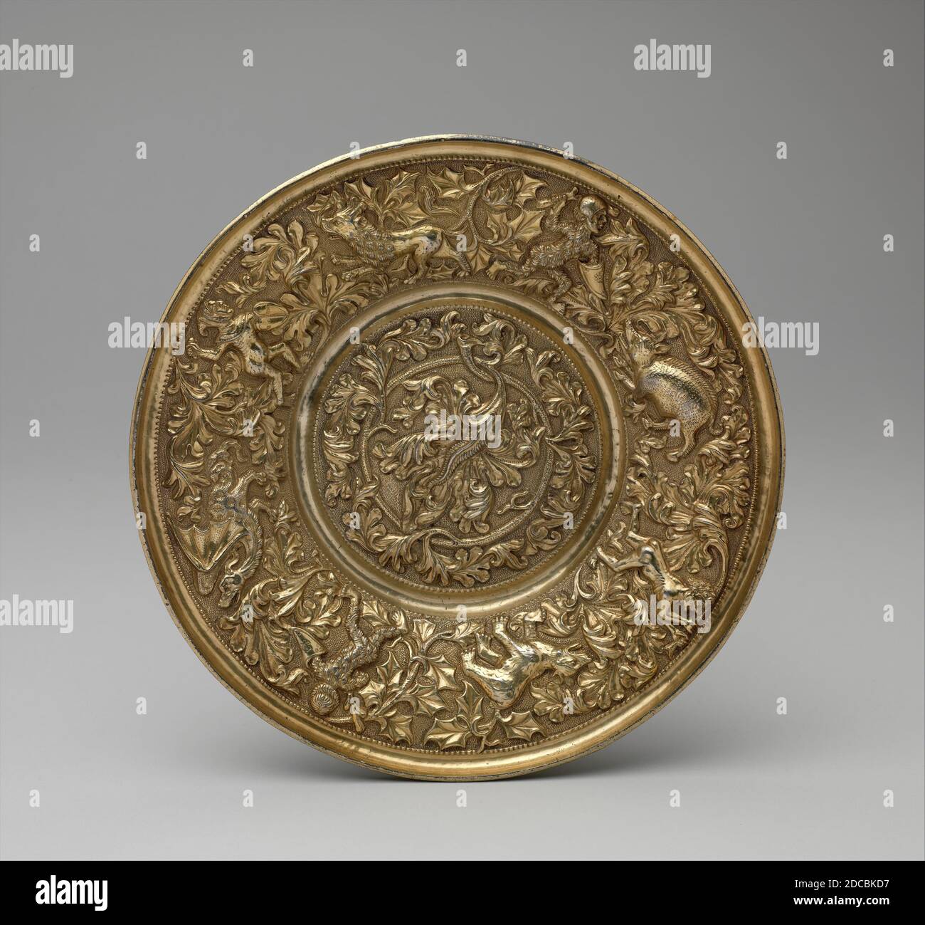 Plate, Italian or Portuguese, ca. 1500-1525 Stock Photo - Alamy