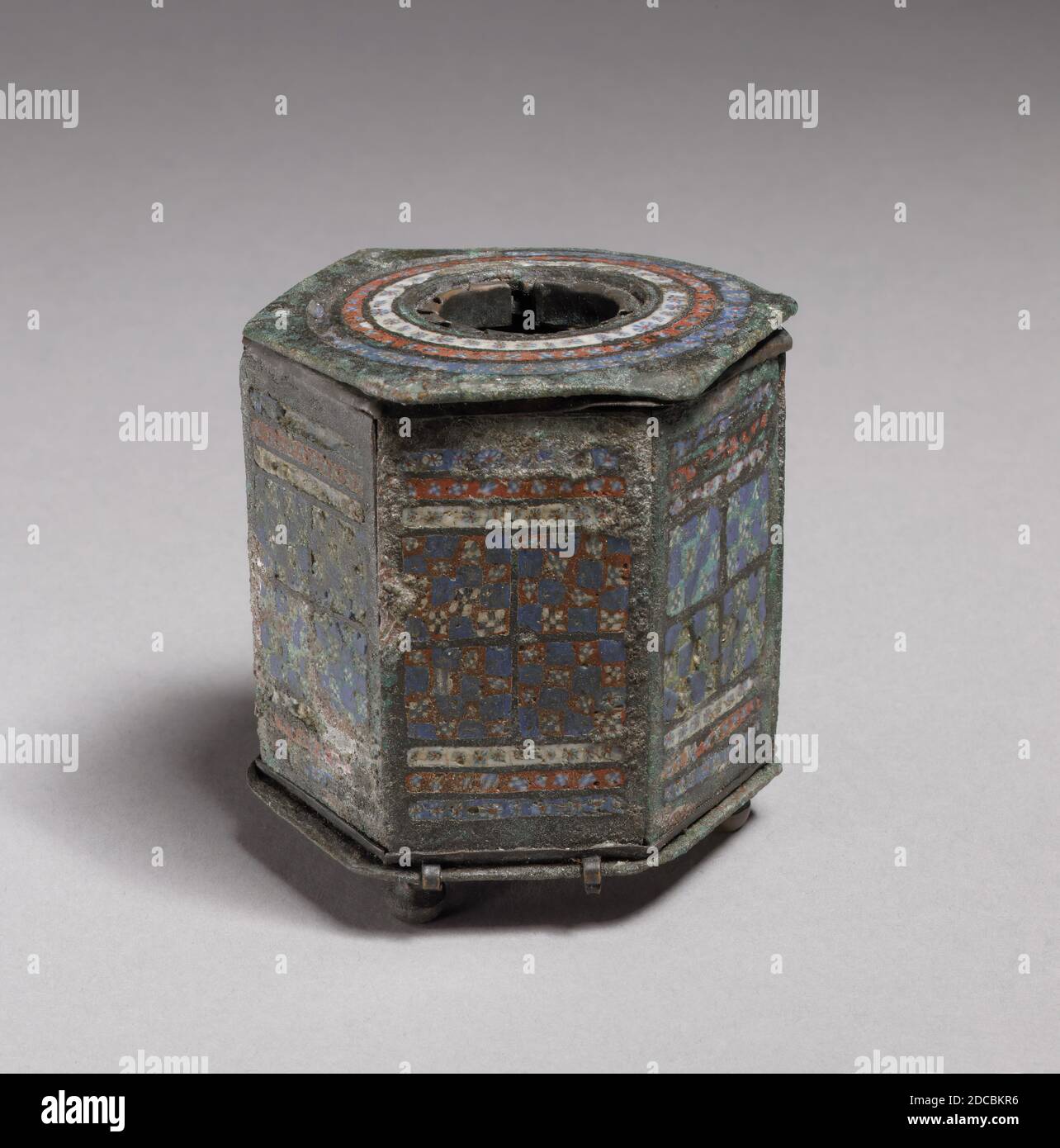 Roman bronze pyxis hi-res stock photography and images - Alamy