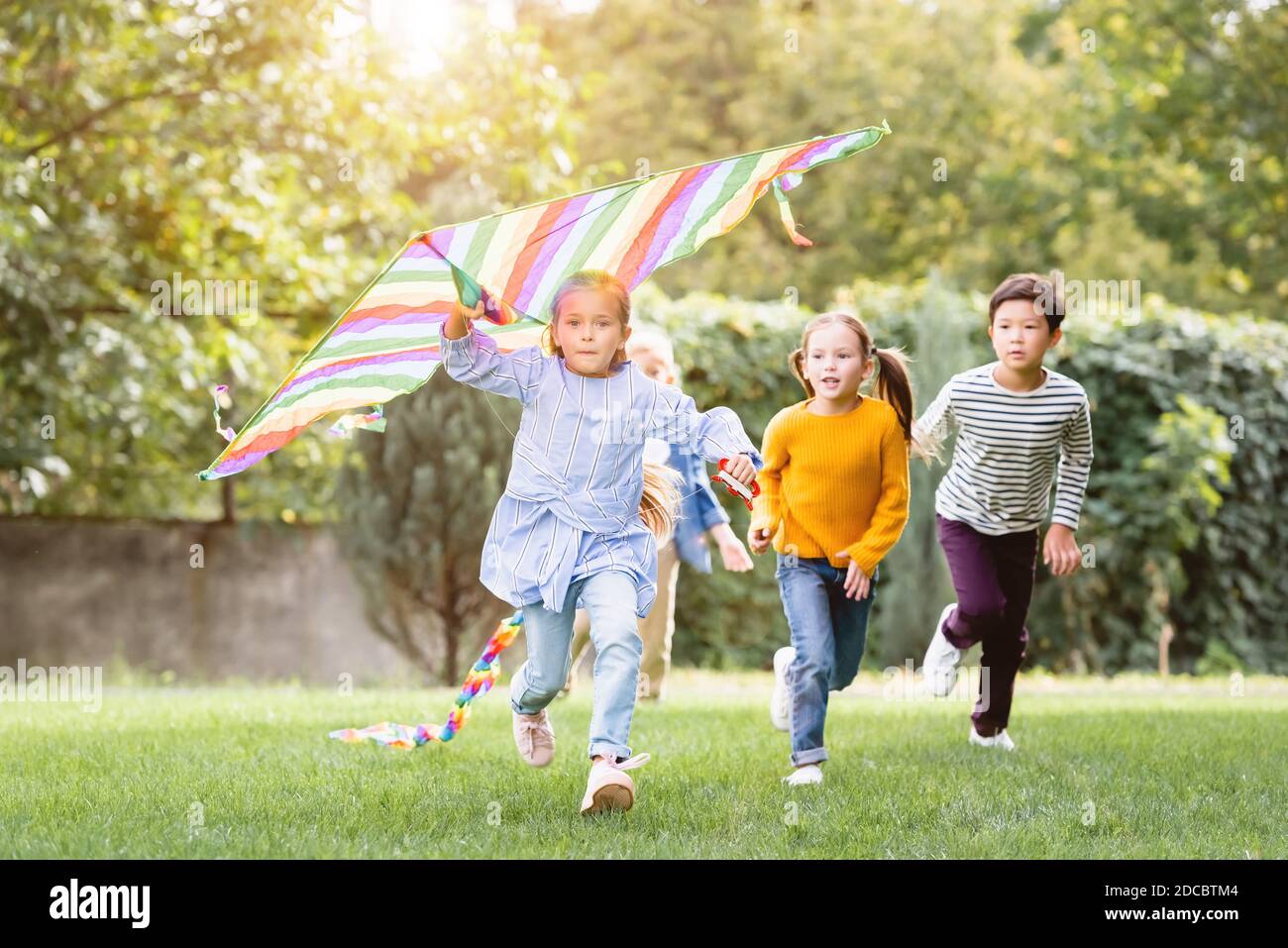 Flying kite friends hi-res stock photography and images - Alamy