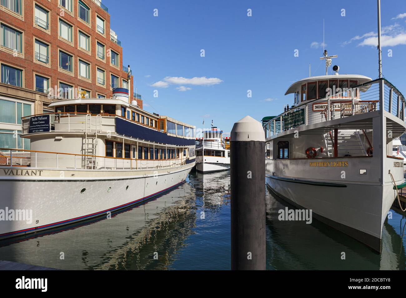 BOSTON, MA, USA - FEBRUARY, 28, 2020: Rowes Wharf building and harbor ...