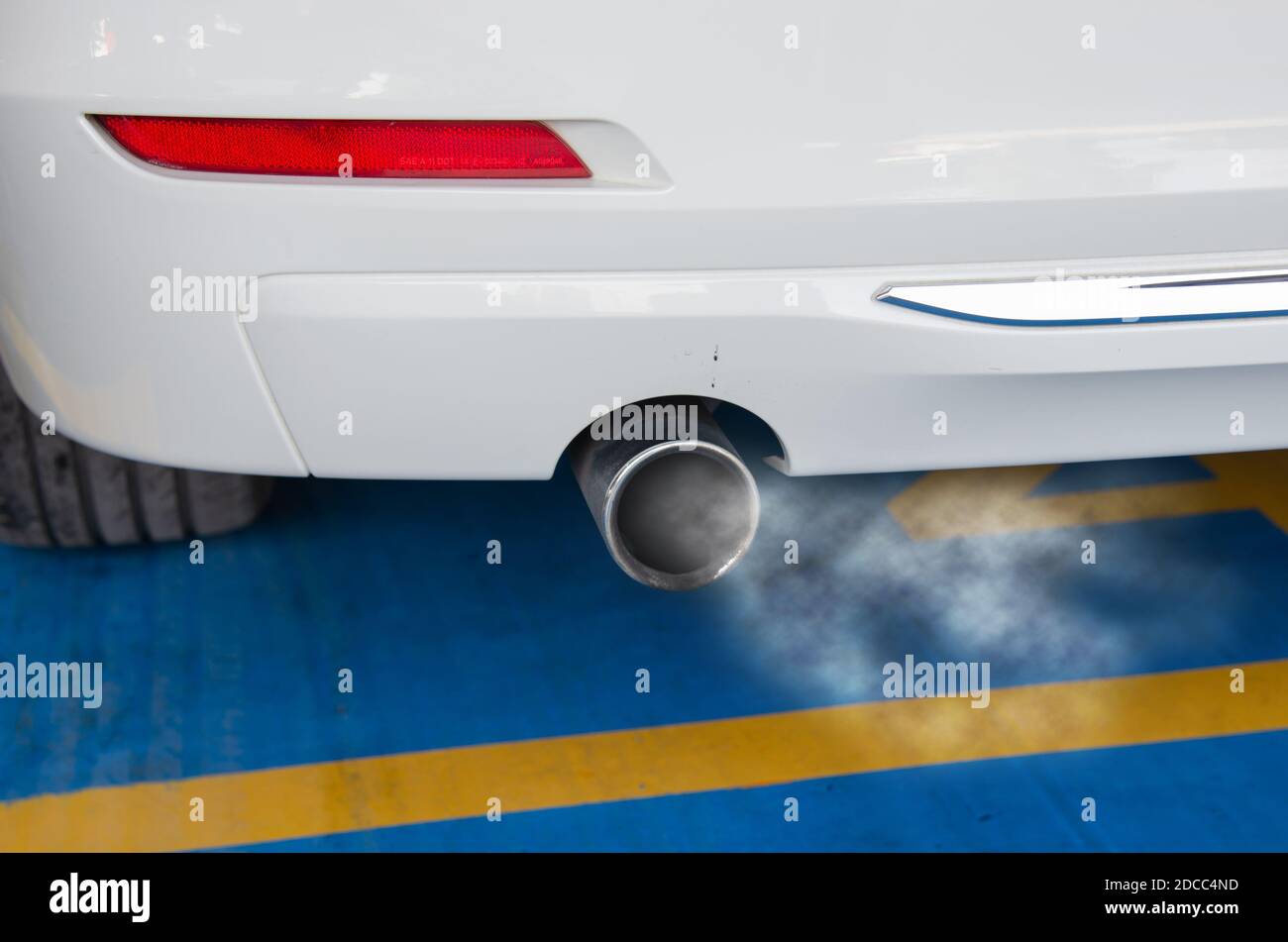 Smoke and pollution from automobile exhaust air Stock Photo - Alamy