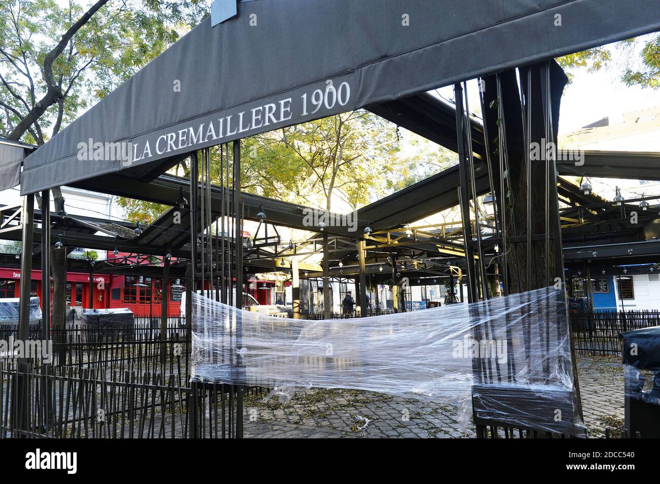Closed restaurant - Lock down on Montmartre - paris - France Stock ...
