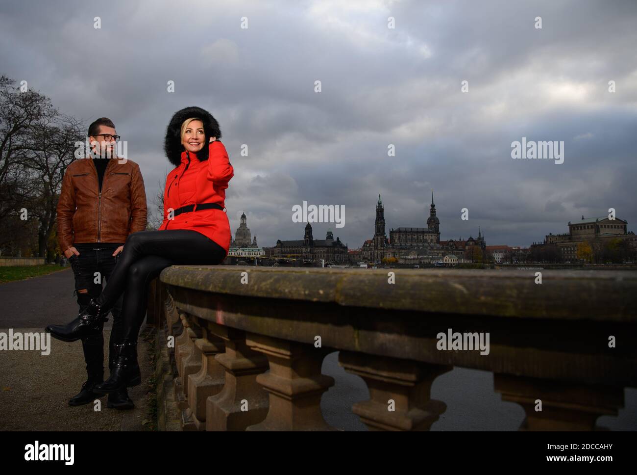 Dresden, Germany. 20th Nov, 2020. In the afternoon, pop singer Tanja ...