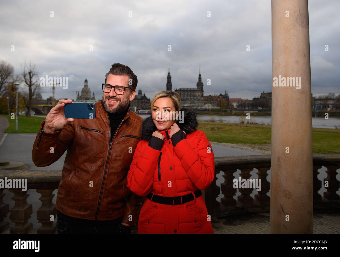 Dresden, Germany. 20th Nov, 2020. In the afternoon, pop singer Tanja ...