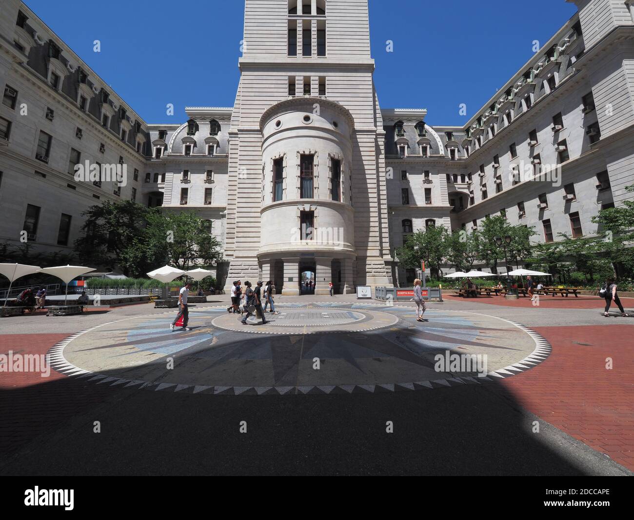 Philadelphia City Hall courtyard Stock Photo - Alamy