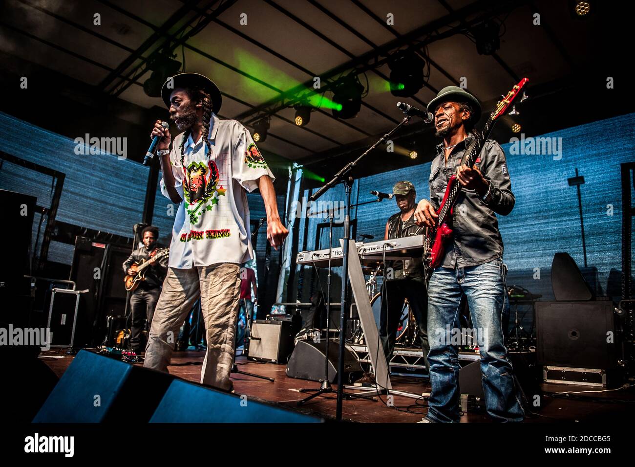 Aswad zeb hi-res stock photography and images - Alamy