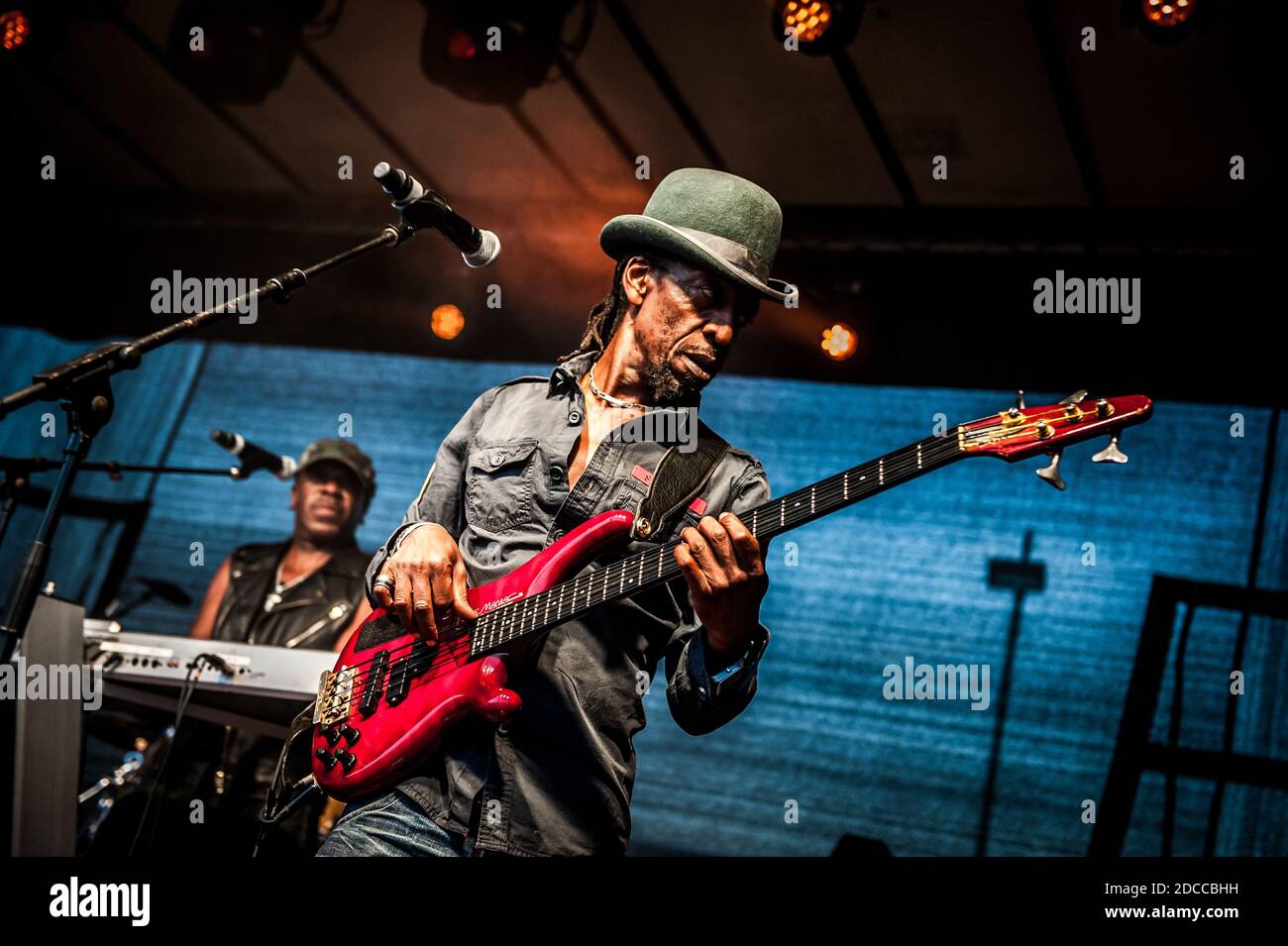 Aswad drummie hi-res stock photography and images - Alamy