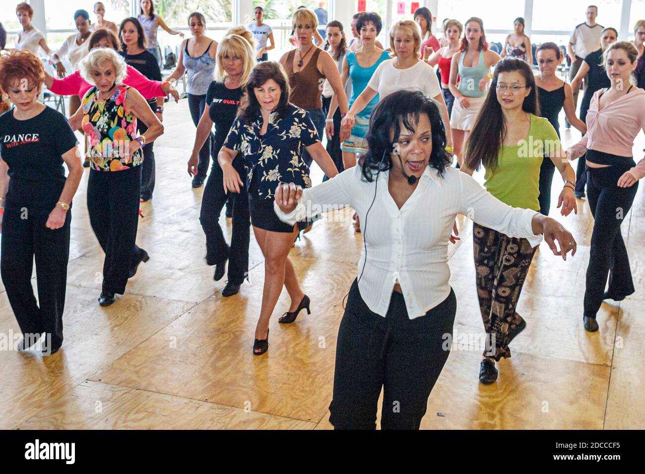 Dancers dancing black african man men woman women couple couples hi-res ...