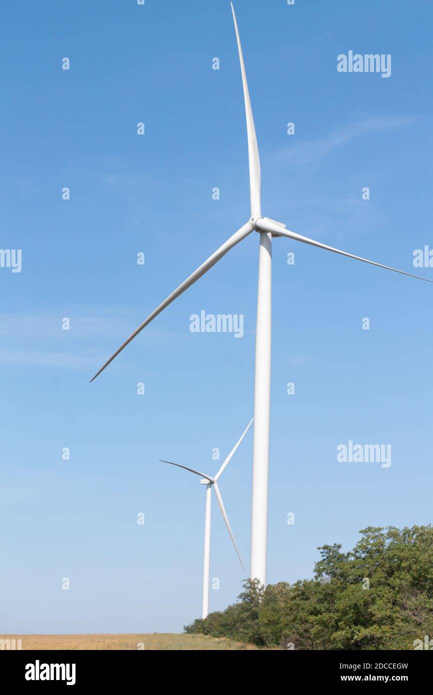 Windfarm landscape hi-res stock photography and images - Alamy