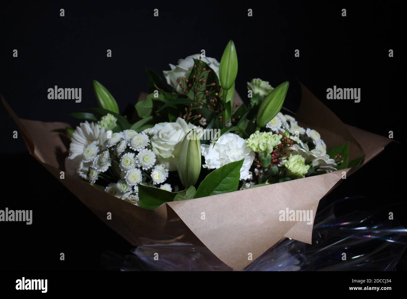 Bunch of flowers hi-res stock photography and images - Alamy