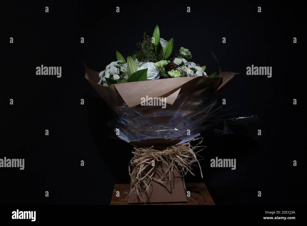 Bunch of flowers hi-res stock photography and images - Alamy