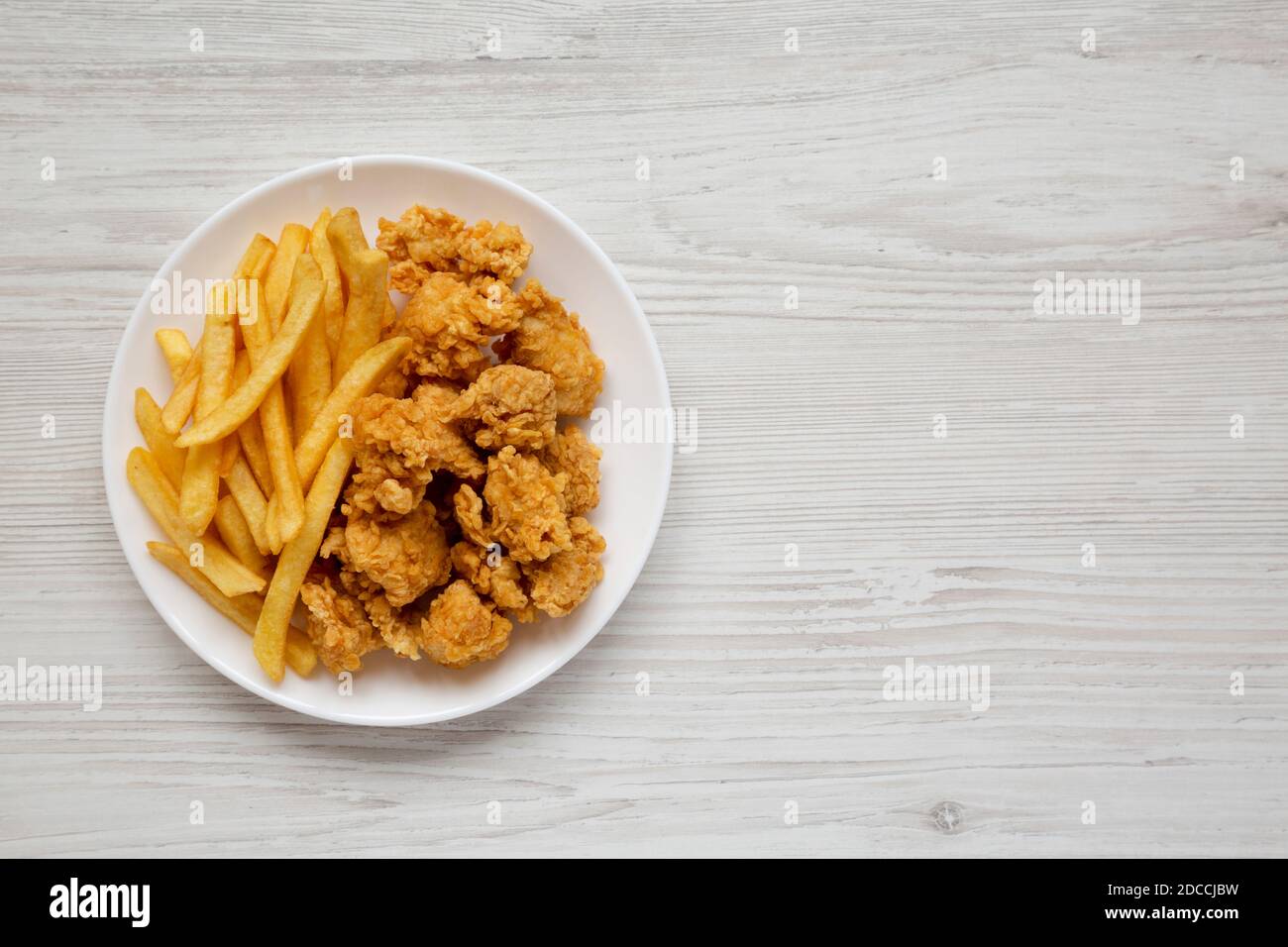 Chicken bites overhead hi-res stock photography and images - Alamy