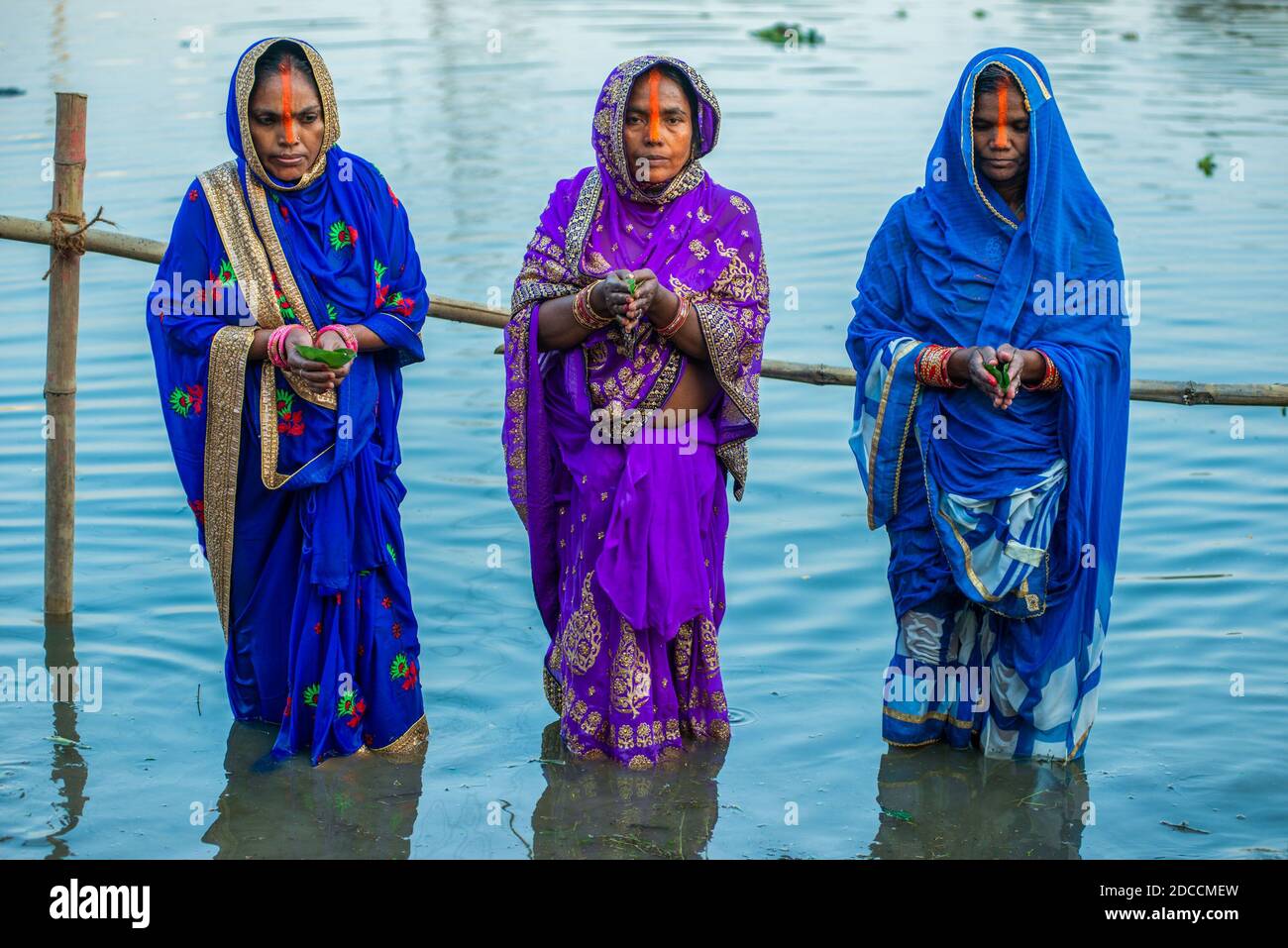 Prayer before the sun god hi-res stock photography and images - Alamy