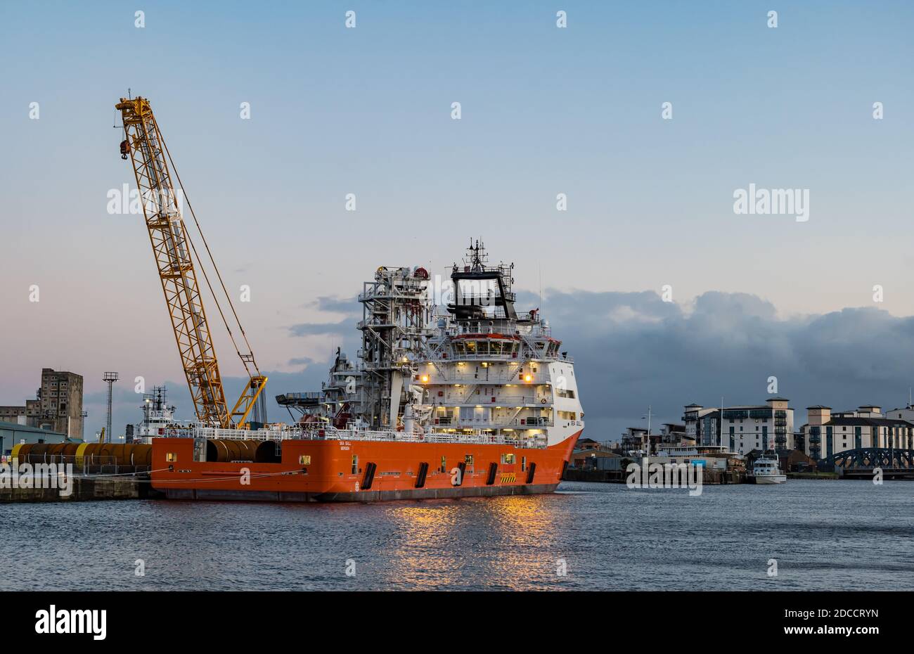 Leith docks hi-res stock photography and images - Alamy
