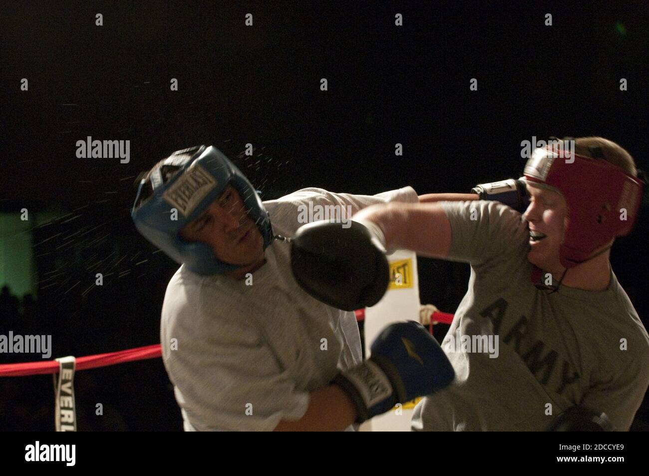 Vintage boxing scene hi-res stock photography and images - Alamy