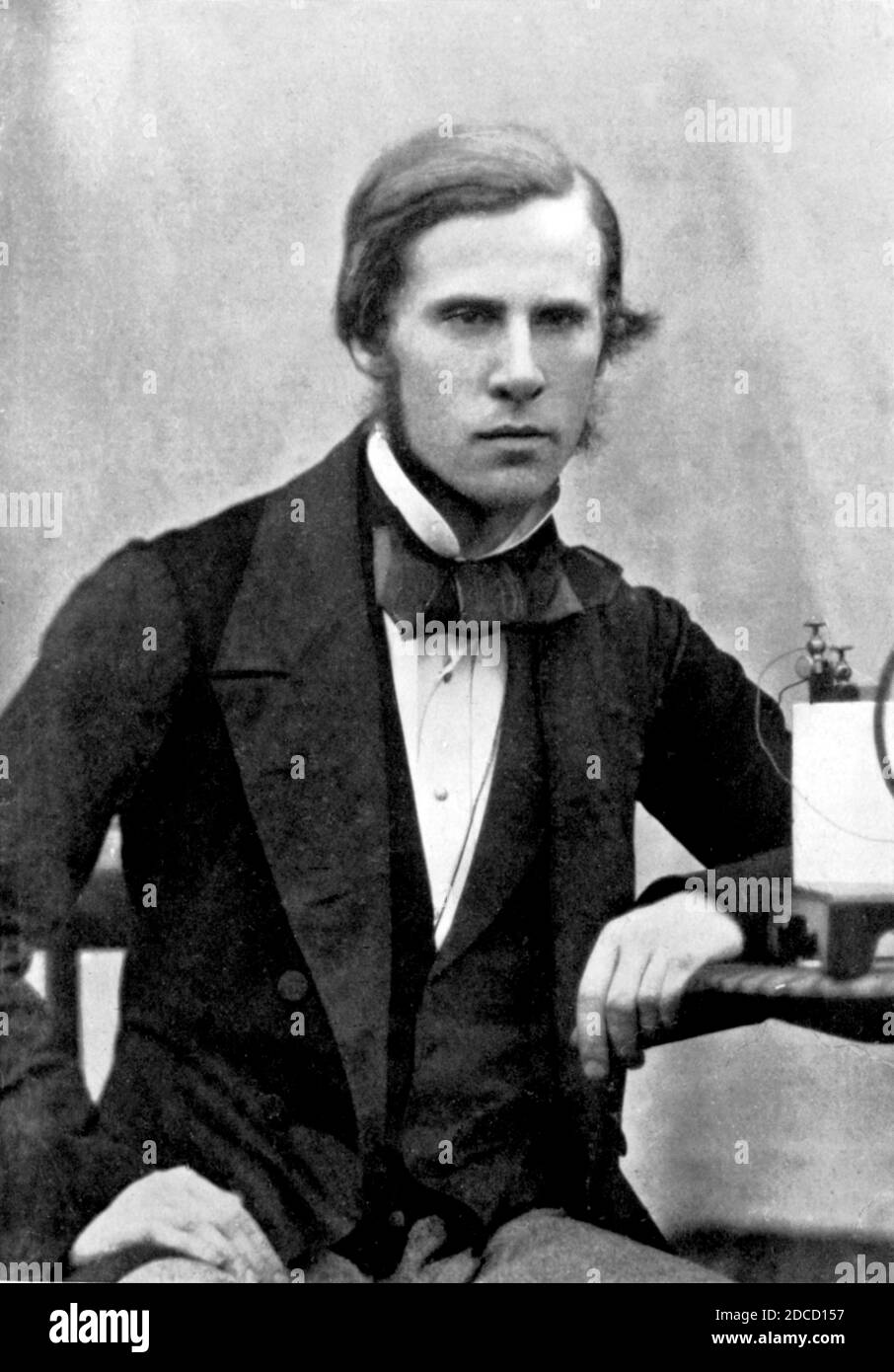 Sir william crookes hi-res stock photography and images - Alamy