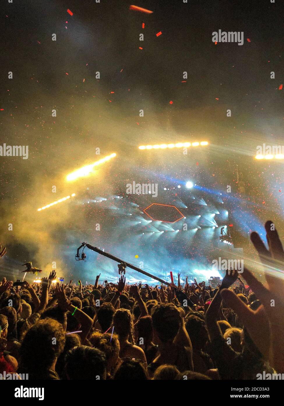 Bonnaroo crowd hi-res stock photography and images - Alamy