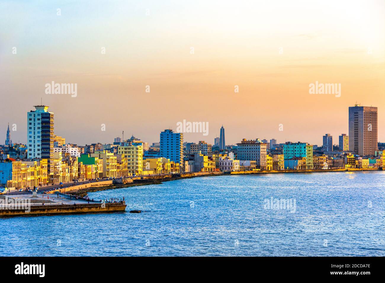 Cuban skyline hi-res stock photography and images - Alamy