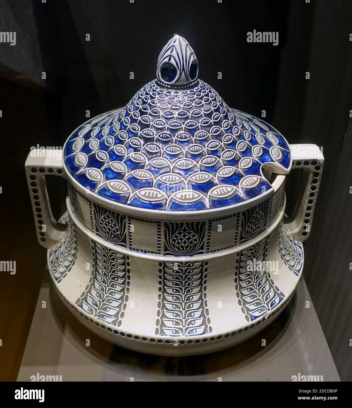 Kitchen container by Albin Muller, 1908-1912, earthenware Stock Photo ...