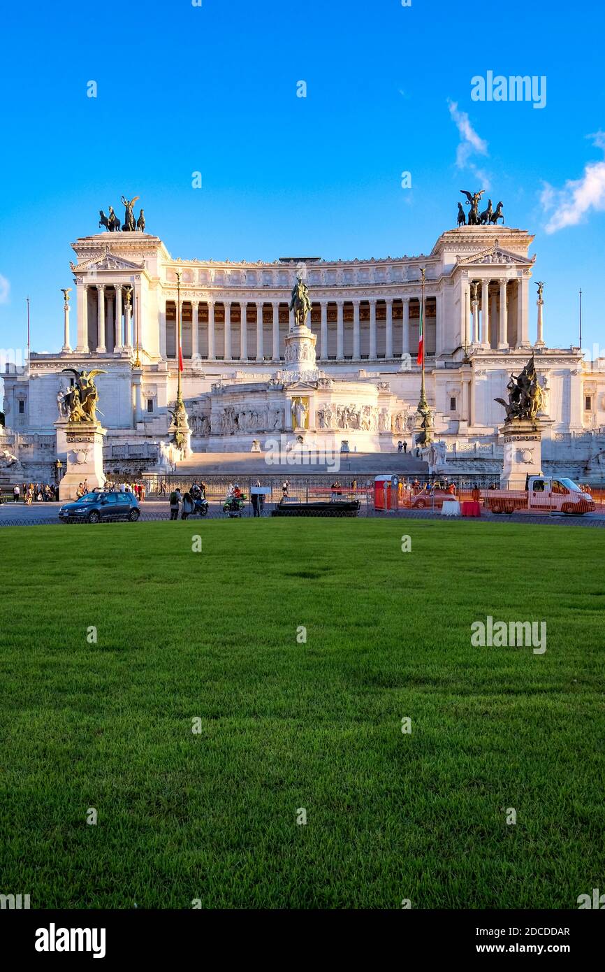 Altare della Patria / Victor Emmanuel II Monument - Symbol of Italian ...