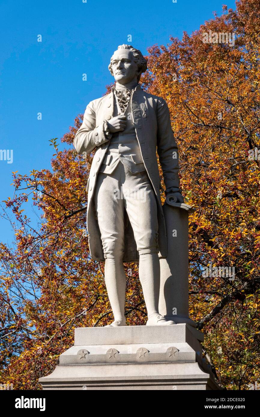 Alexander hamilton statue central park hi-res stock photography and ...