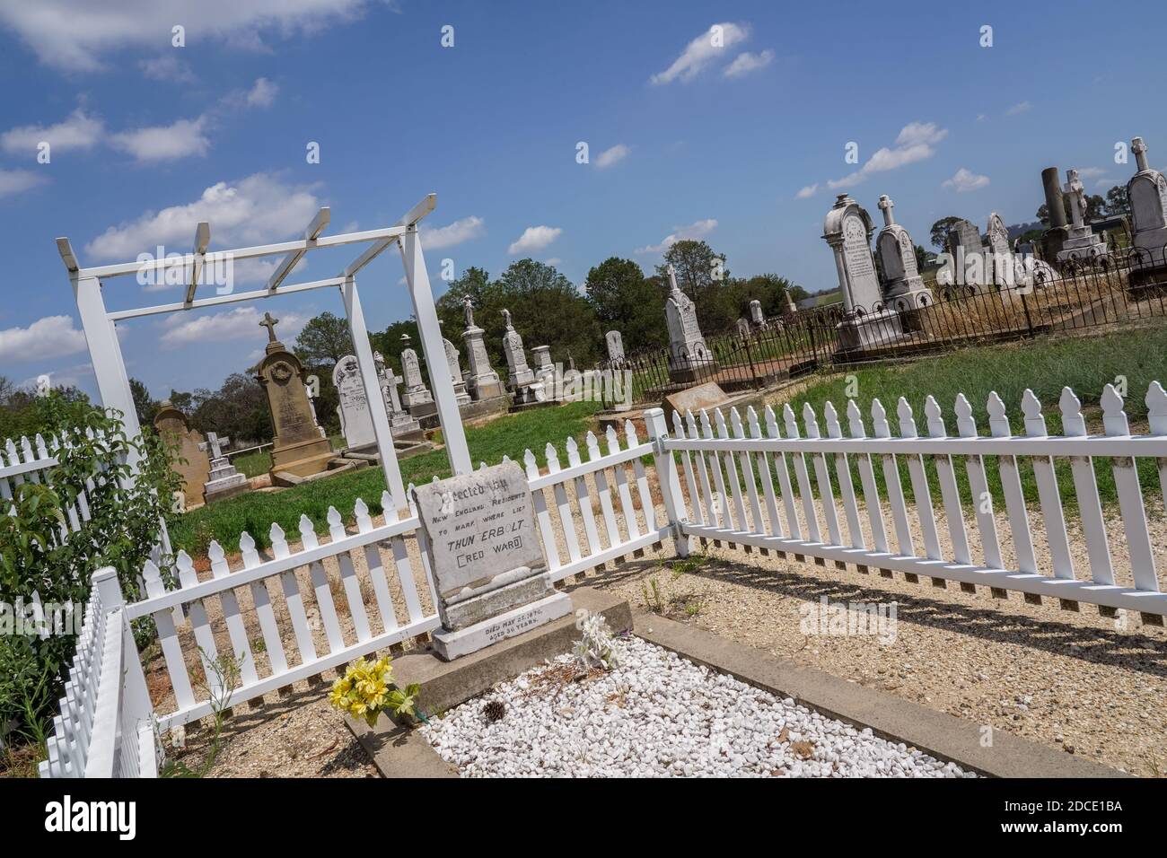Grave of Fred Ward aka bushranger, Captain Thunderbolt, in Uralla, New ...