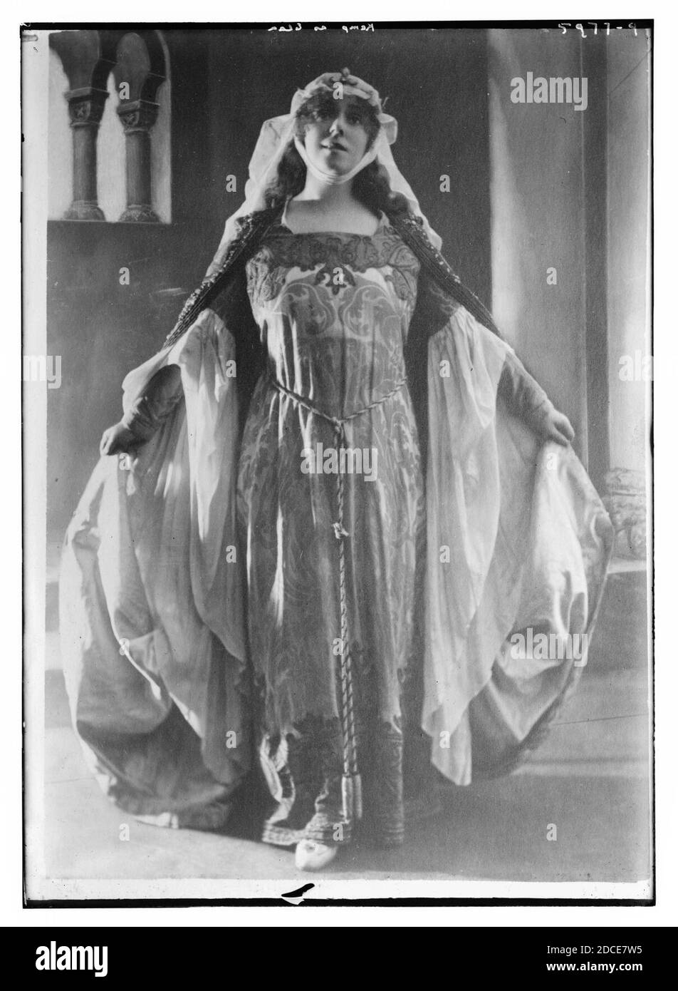 Kemp as ‘Elsa‘ Stock Photo - Alamy