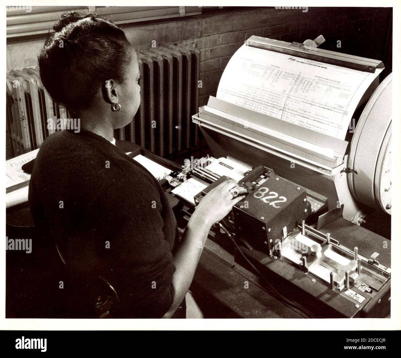 Keypunch operator hi-res stock photography and images - Alamy