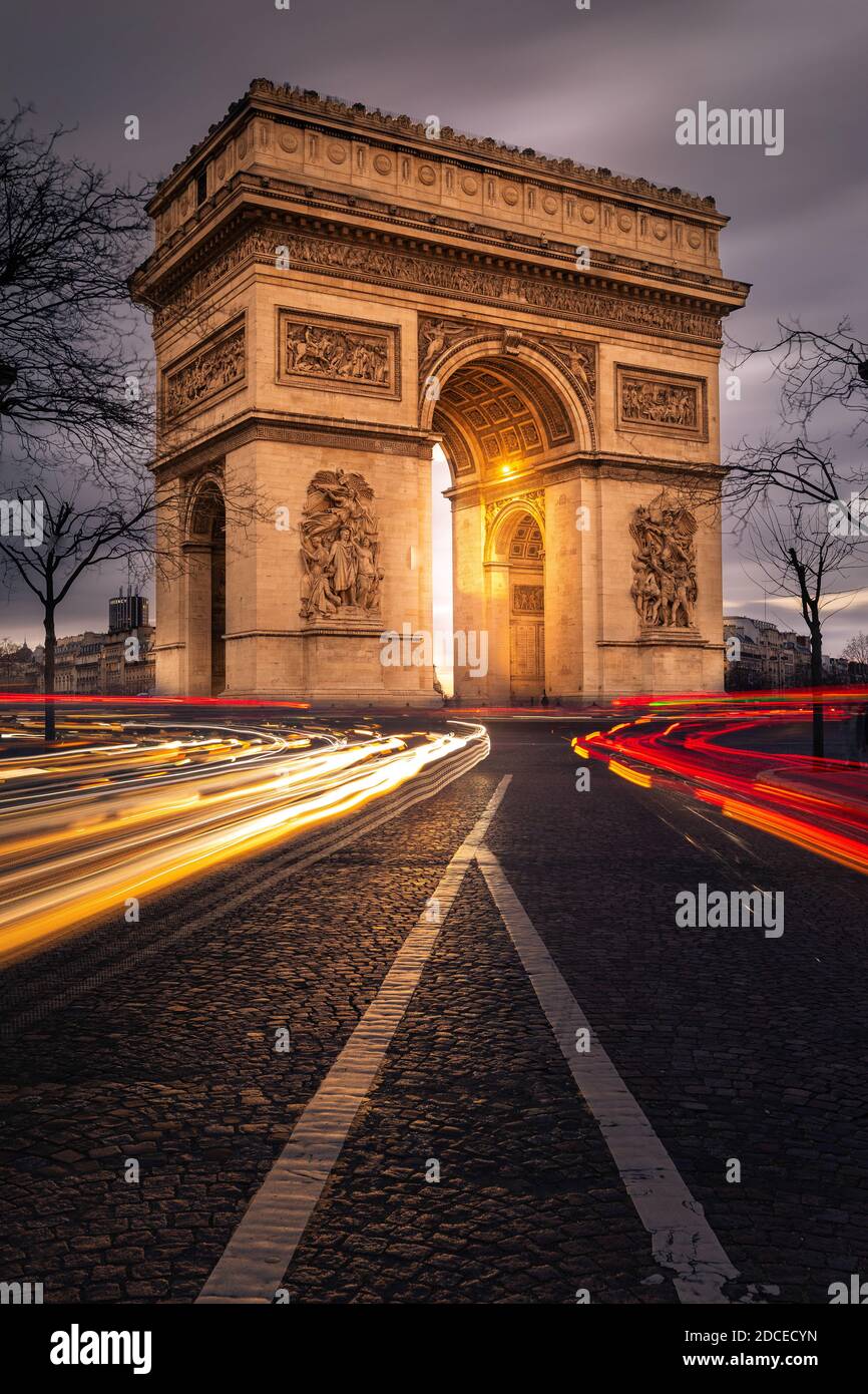 Aerial arch de triomphe paris sunset hi-res stock photography and ...