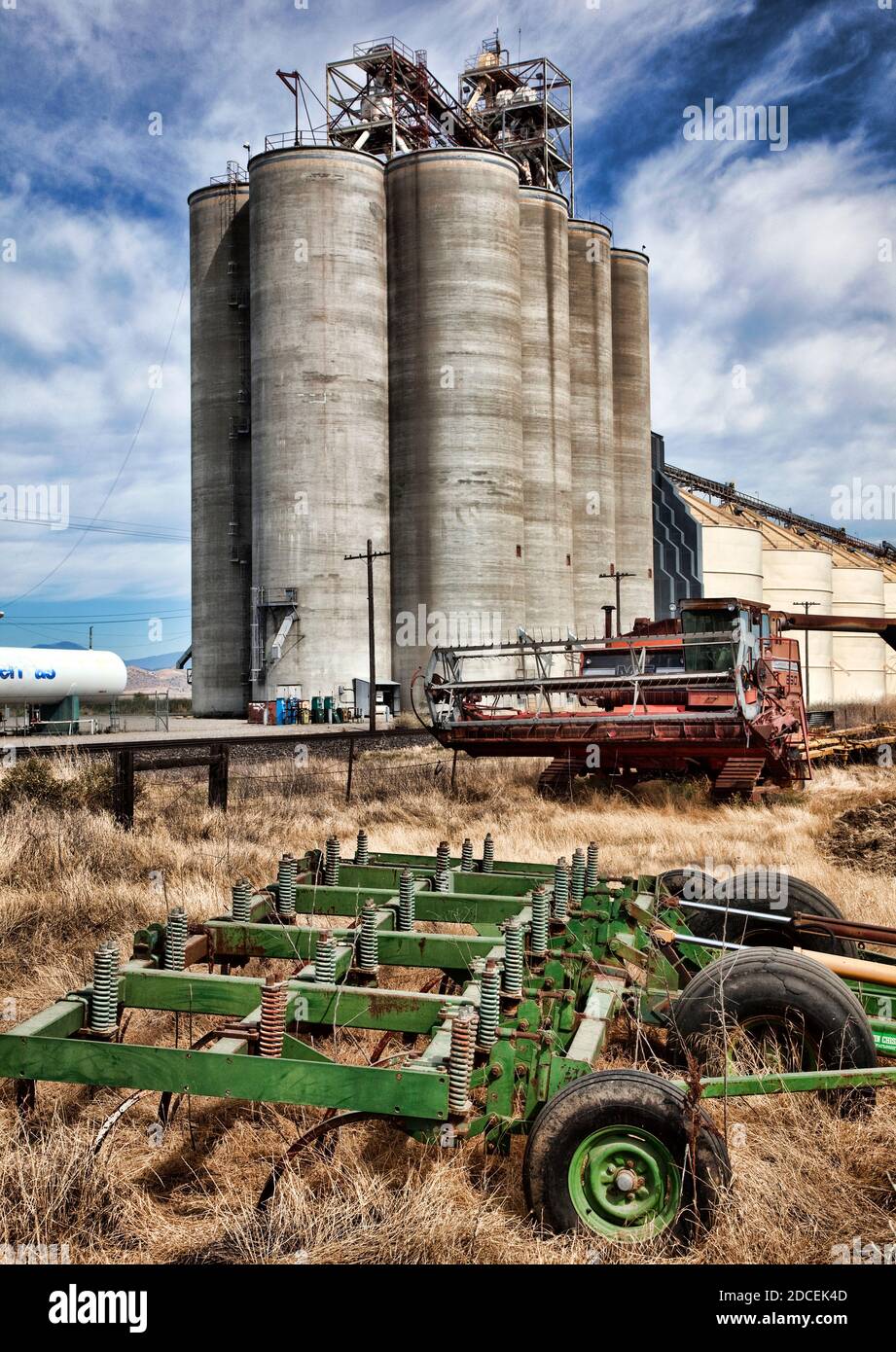 Views of Agricultural Granaries in California Stock Photo - Alamy